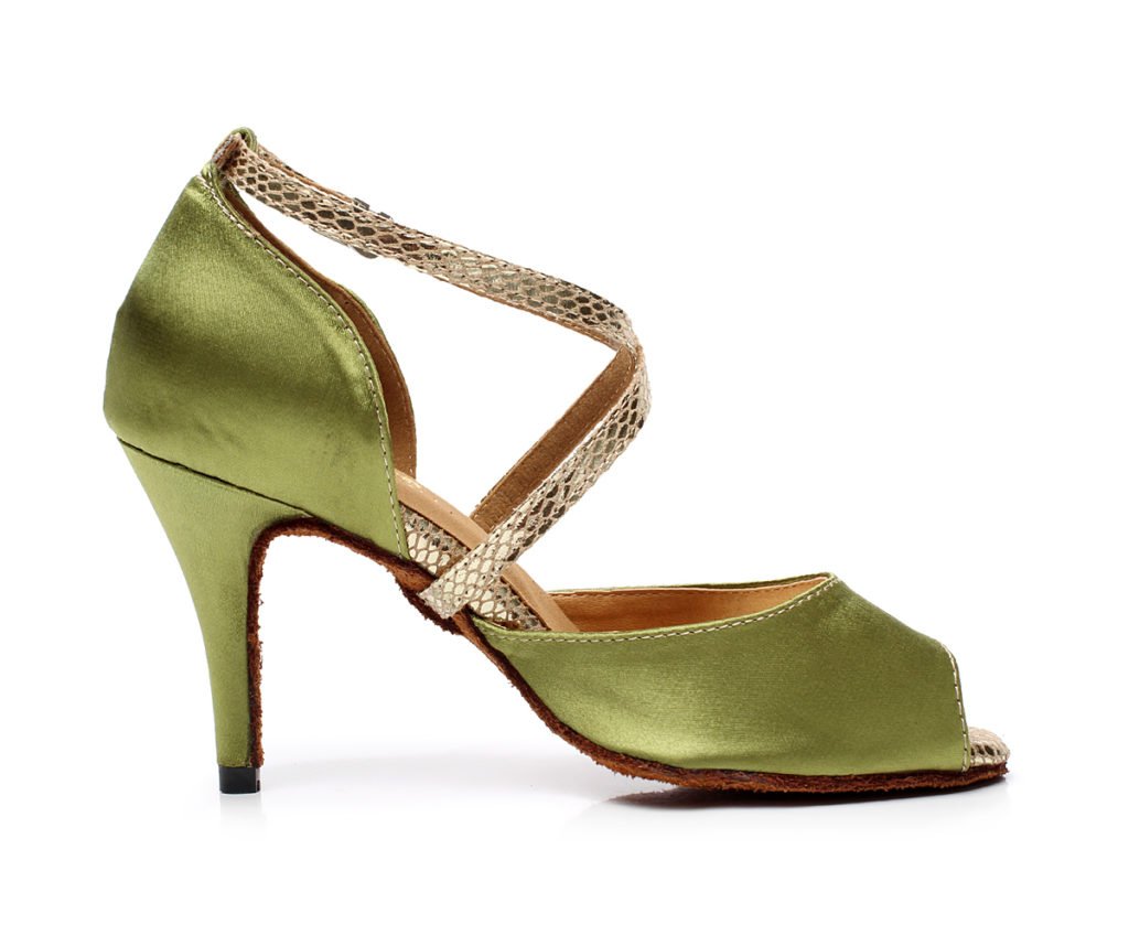 6112 – The Drag Shoes – Shoes, Boots and Heels for Drag Queen Artists.